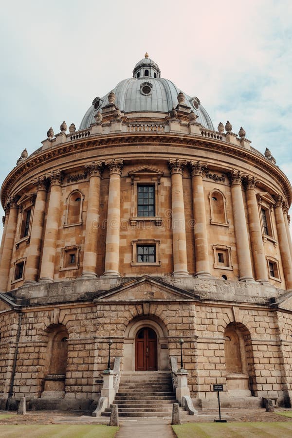 Radcliffe Library stock photo. Image of camera, 1757 - 10822550