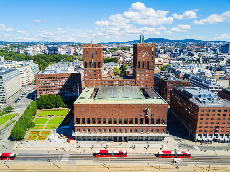 Radhus stadshus, Oslo arkivfoto. Bild av norrman, vatten - 127735144