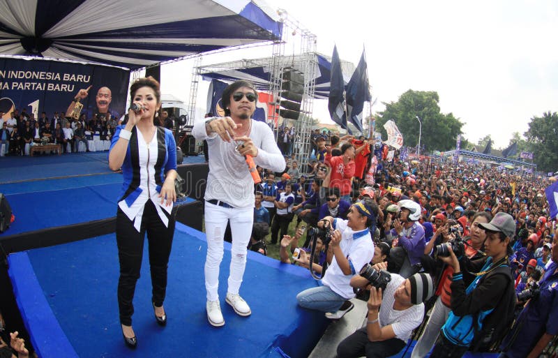 Radja editorial photography. Image of solo, singer, style - 39352922