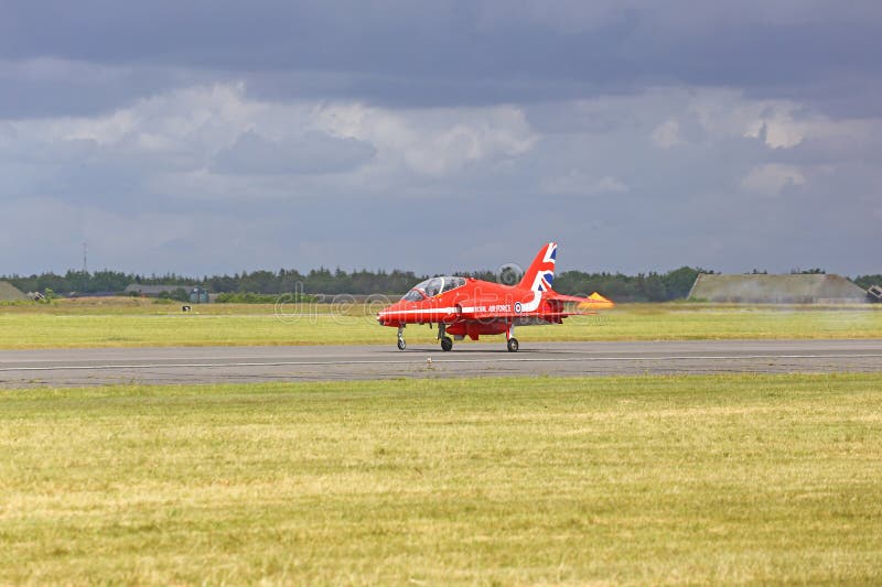 RAF Red Arrows in BAE Hawk T1 Trainers Editorial Photo - Image of pilot ...