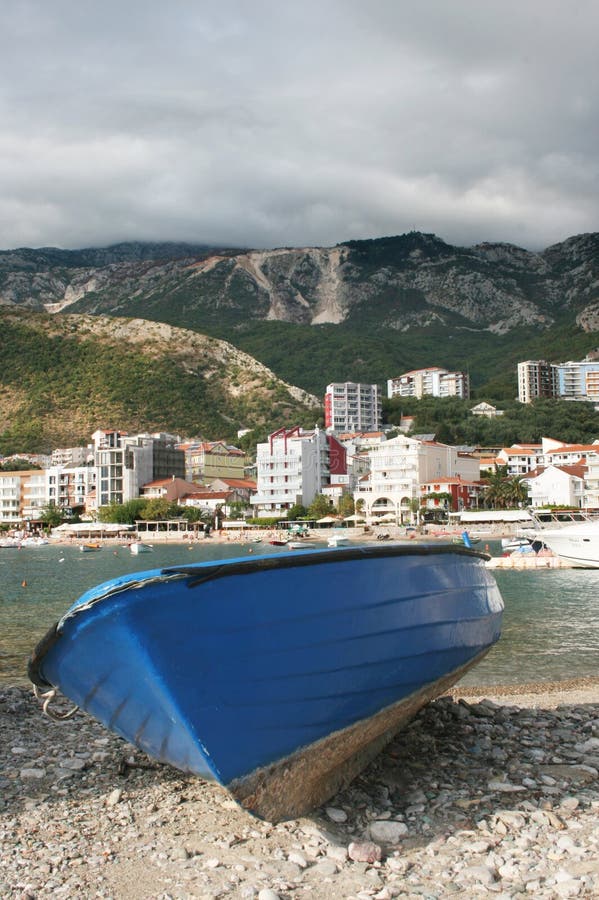 Rafailovici in Montenegro stock afbeelding. Image of jacht - 100716211