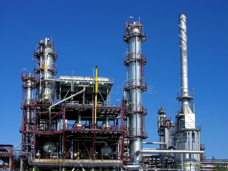 Olie Raffinaderij in Europa Stock Foto - Image of pijp, chemie: 7247792