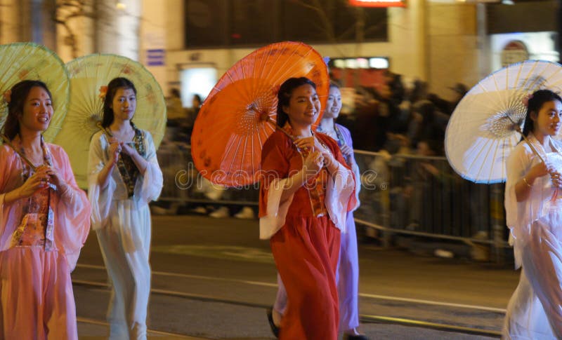 Ragazza Alla Parata Cinese San Francisco 2018 Fotografia Editoriale ...