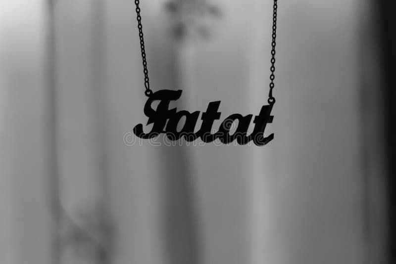 Ragazza Di Fatat, D'oro Nero Immagine Stock - Immagine di bianco, scuro ...