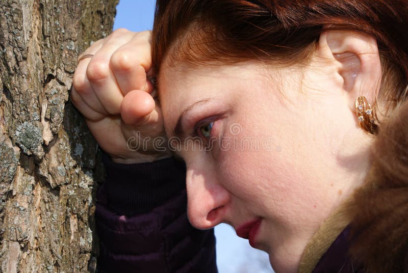 Ragazza nella disperazione fotografia stock. Immagine di sofferenza ...