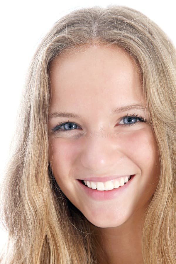 Ragazza Sorridente Con Il Sorriso Bello Fotografia Stock - Immagine di ...