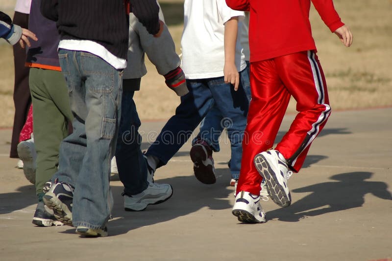 Ragazzi del gruppo immagine stock. Immagine di bambini, ragazzo - 54717