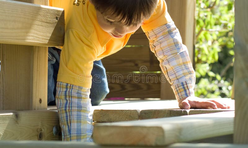 Il Legno Ha Costruito La Parete Con Cabina Rurale Di Vecchio Stile ...