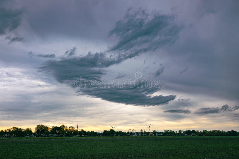 Ragged Clouds As a Cold Front Approaches Stock Image - Image of ...