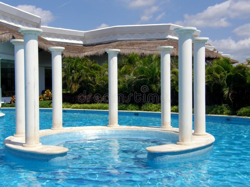 Raggruppamento di lusso fotografia stock. Immagine di pacchetto - 13880896