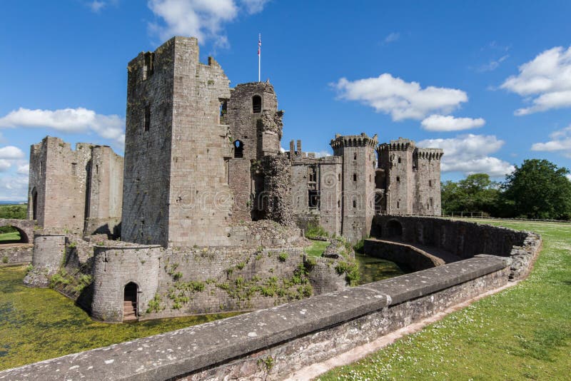 Raglan Castle stock image. Image of raglan, welsh, ruin - 54393307
