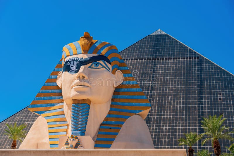 Raiders Eye Patch on the Sphinx of Luxor Casino Editorial Stock Photo ...