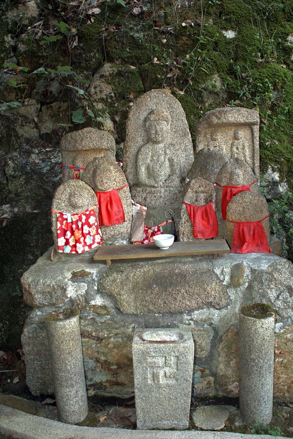 Raigo Temple, Kyoto, Japan stock photo. Image of garden - 45863870