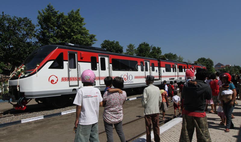 Railbus editorial photography. Image of solo, train, city - 31856072