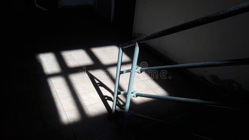 202 Light Hitting Wall Photos - Free & Royalty-Free Stock Photos from ...