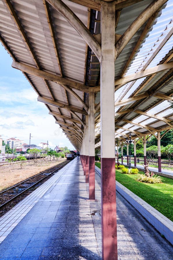 Railroad station platform stock photo. Image of carriage - 34335472