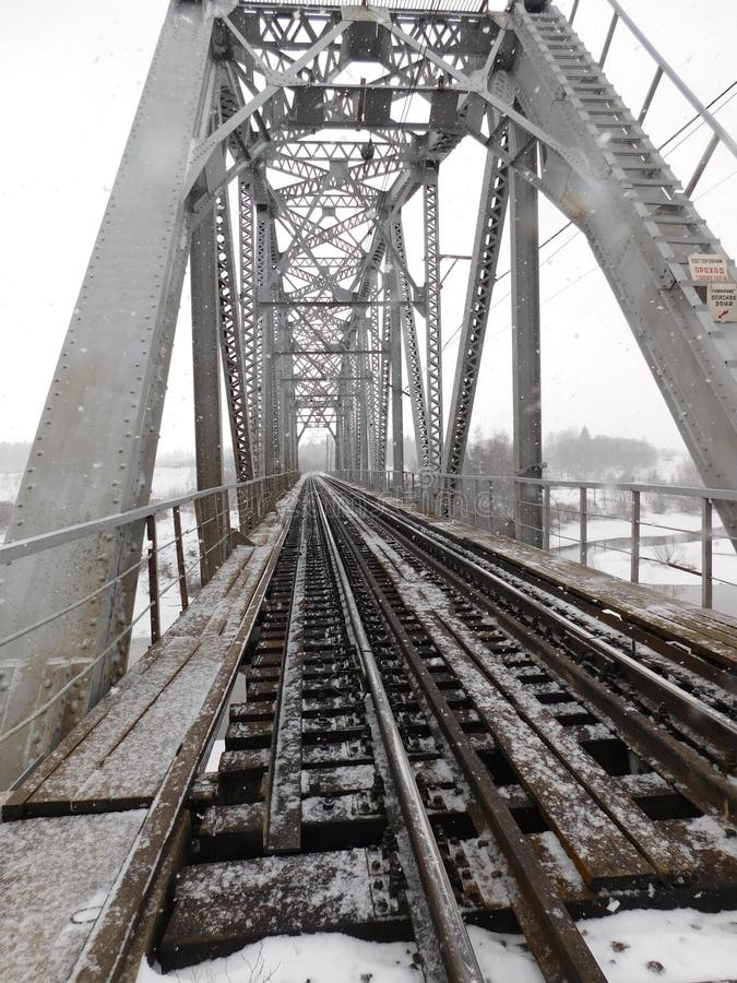 Railway bridge stock image. Image of nature, forest, train - 87398585