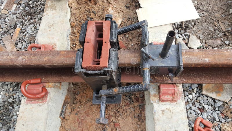 Railway Track Welding Mold Preparation Stock Photo - Image of breaking ...