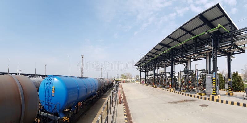 Railway Loading Station with Arms and Metering Systems for Loading ...