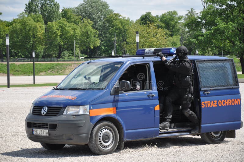 Railway Security Service editorial image. Image of police - 25004555