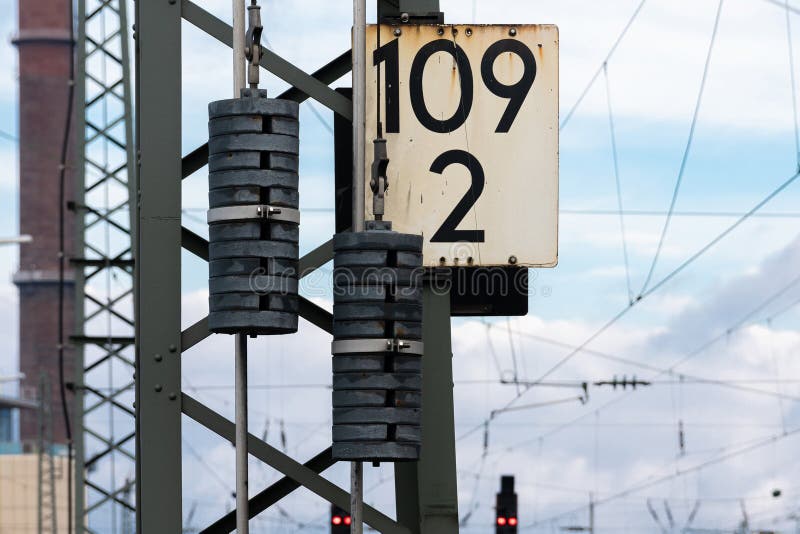 225 Weights Hang Stock Photos - Free & Royalty-Free Stock Photos from ...