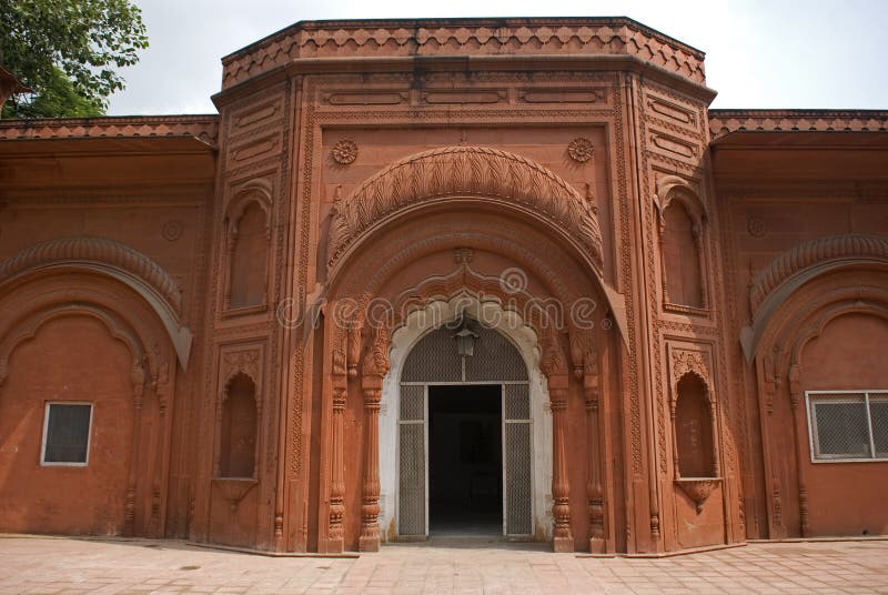 Railway Station, Alwar, Rajasthan, India Stock Photo - Image of crowd ...