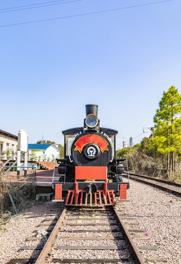 Railway Station Platform High-speed Train Stock Photo - Image of high ...