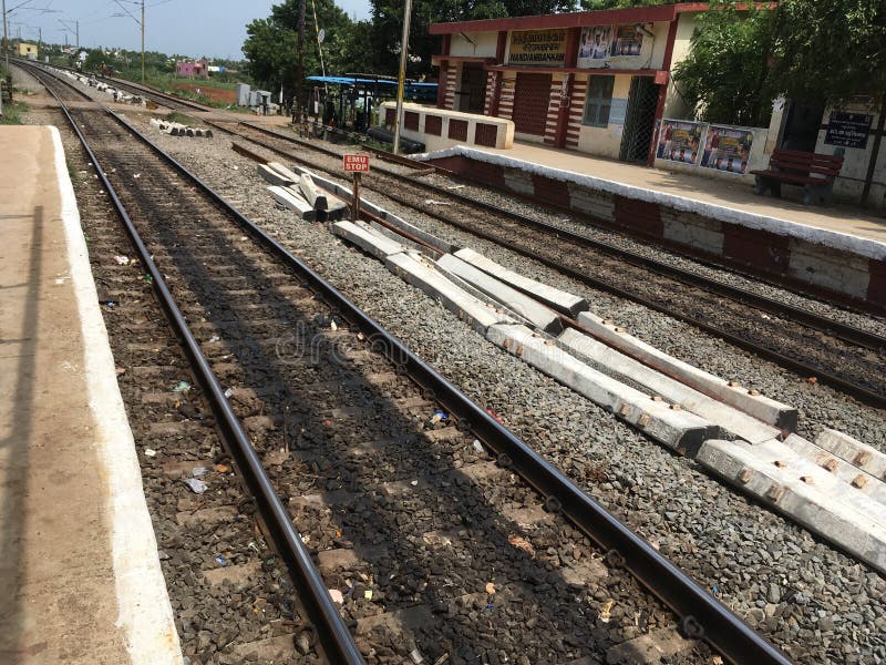 Railway track editorial photo. Image of track, railway - 77306266