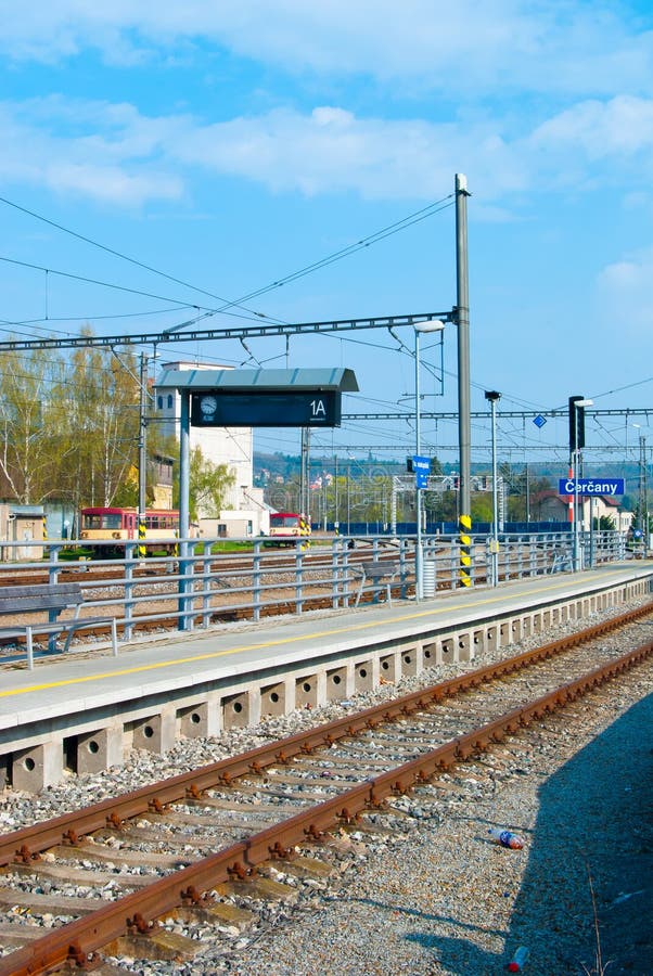 Electrified Two-track Railway Line Editorial Image - Image of semaphor ...