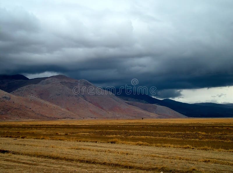 Before the rain stock image. Image of cloud, mountain, field - 40955