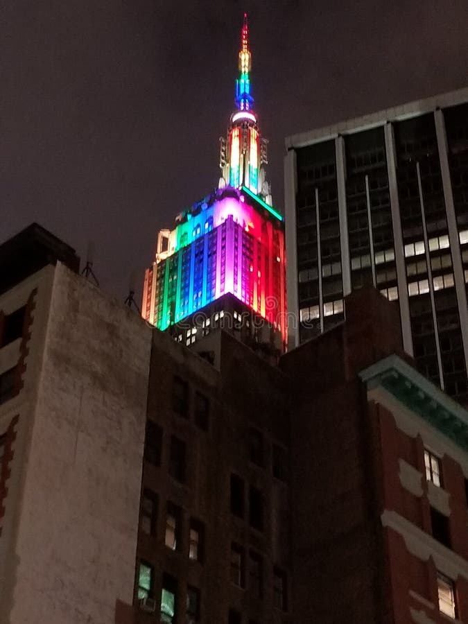 Rainbow Empire State Building Editorial Photography - Image of famous ...