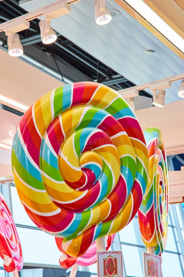 Rainbow Lollipop Swirl Large Candy Signs with Pink and Red Swirl Candy ...