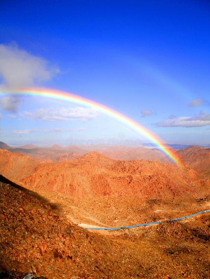 Rainbow Over the Yellow Brick Road Stock Illustration - Illustration of ...