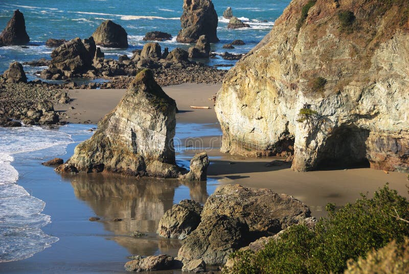 Blue Chert Layers Closeup at Rainbow Rock, Oregon Stock Image - Image ...