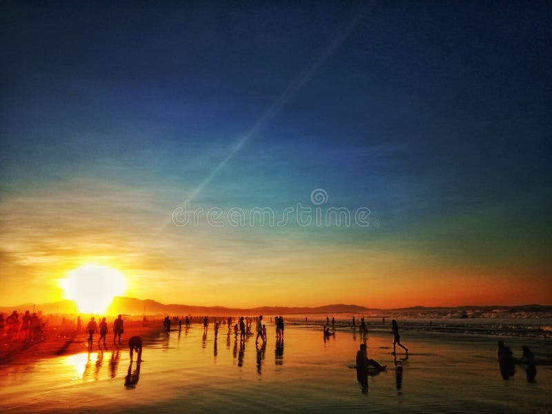 Rainbow at Sea Sunset on Blue Pink Sky Yellow Clouds Skyline ,water Sea ...