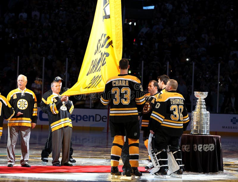 Raising the Championship Banner Editorial Image - Image of zdeno ...