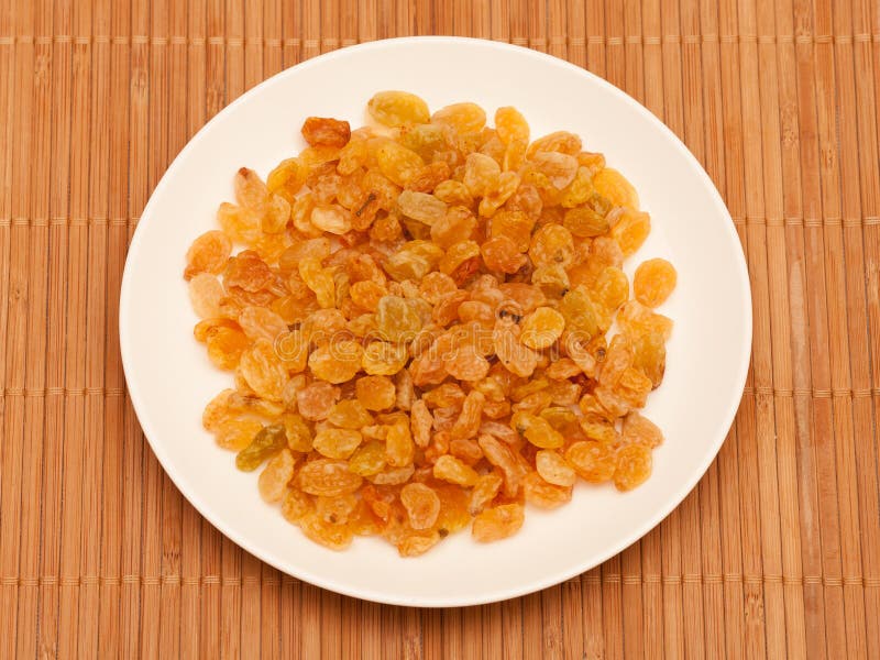 Raisins Drying On Paper In Field Stock Image - Image of leaves, stems ...