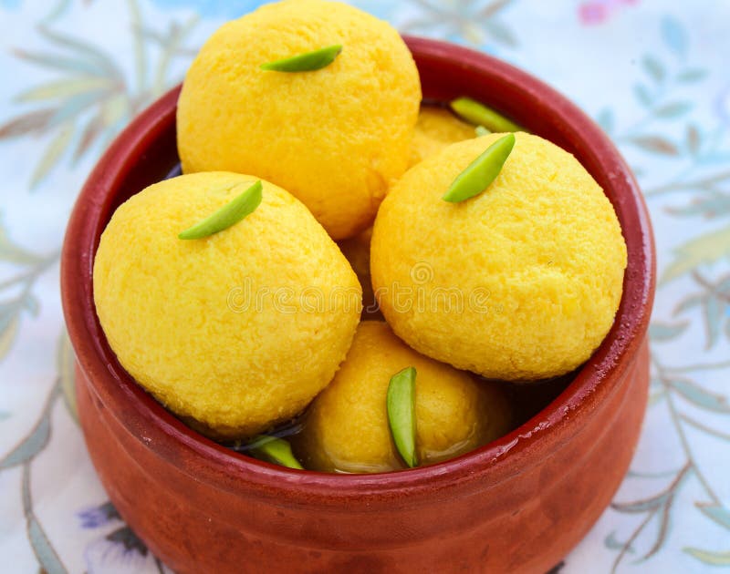 Comida dulce de Rajbhog foto de archivo. Imagen de alimento - 153130558