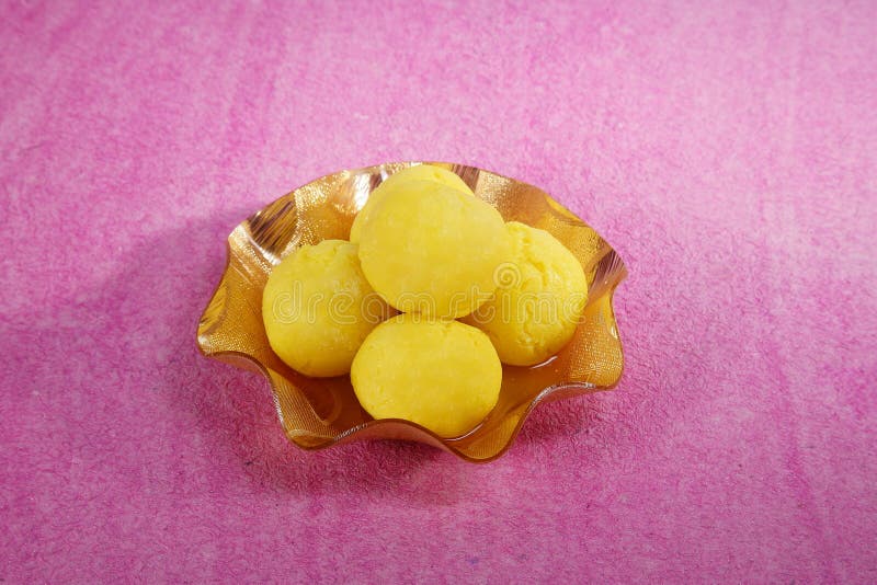 Rajbhog or Yellow Bengali Rasgulla or Cham Cham Stock Photo - Image of ...