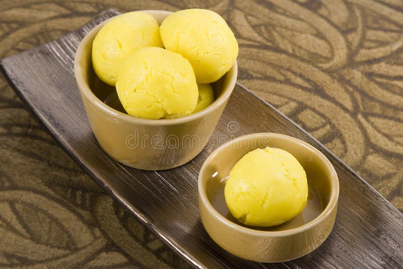Rajbhog or Yellow Bengali Rasgulla or Cham Cham Stock Image - Image of ...