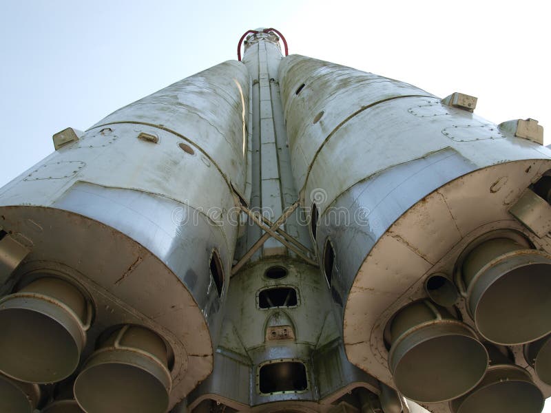 Raket stock foto. Image of wetenschap, reis, ruimte, voertuig - 8086908