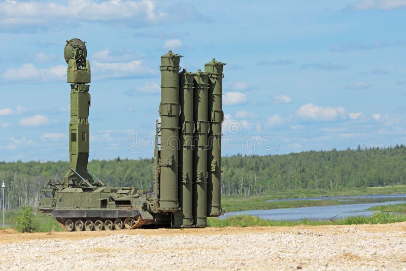 Rakete S-300 redaktionelles stockbild. Bild von antiraketen - 59669584