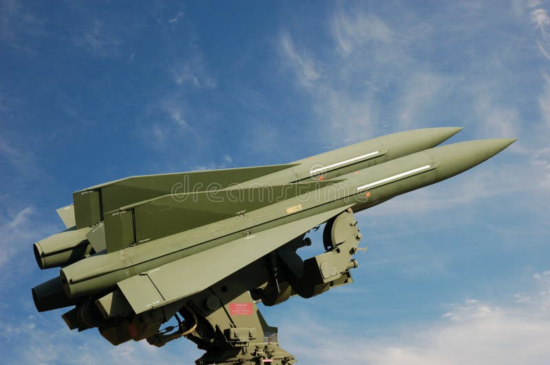 Raket stock foto. Image of spruit, brand, technologie, aanval - 469274