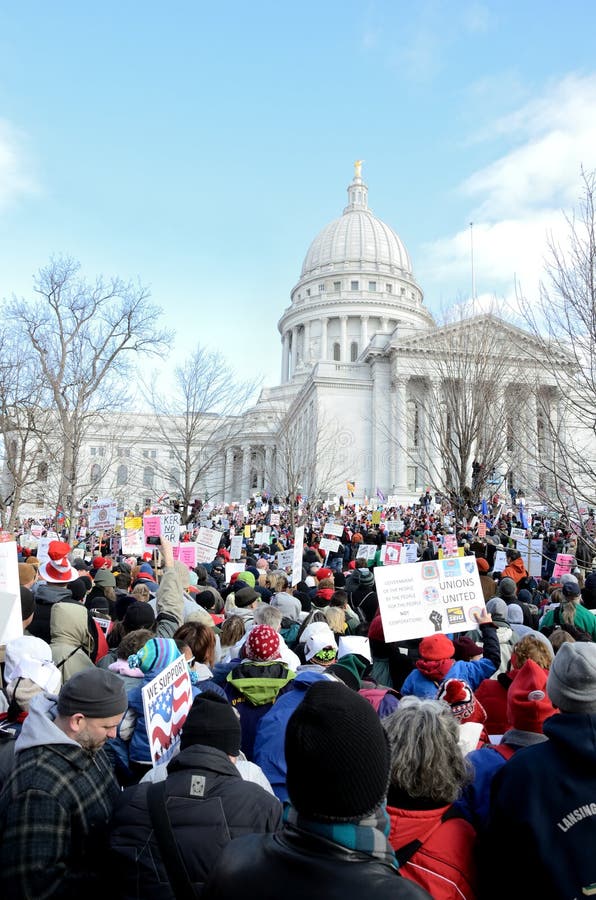 Protesters Inside Wisconsin Capitol Editorial Image - Image of ...