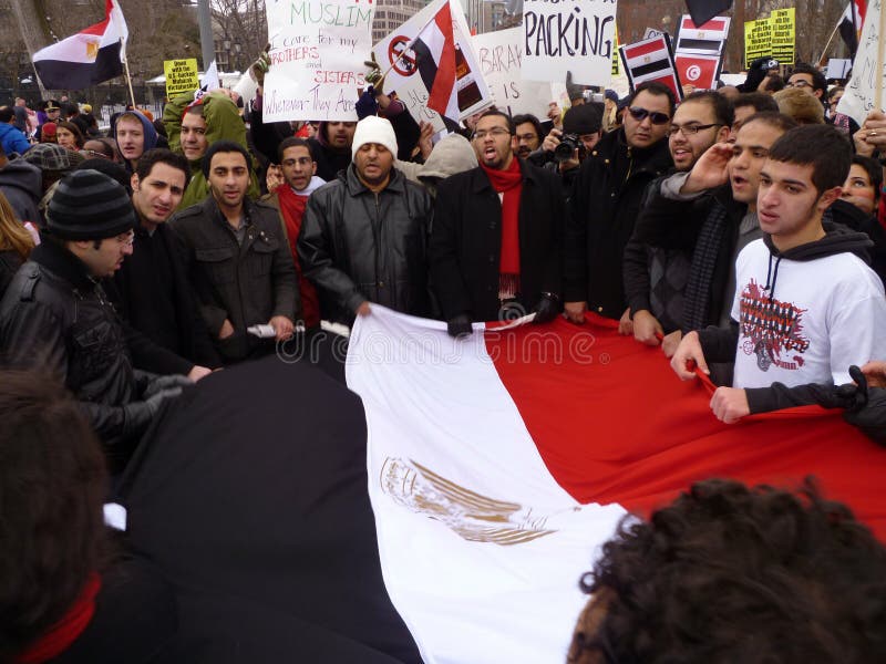 Rallying Around the Flag editorial photography. Image of people - 18075217