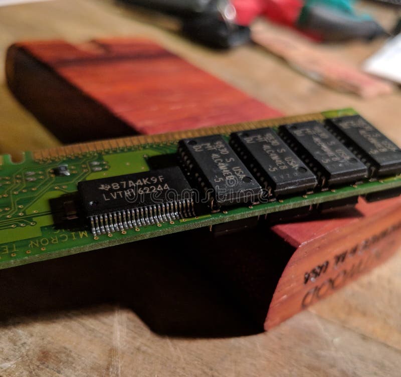 Electronics Ram Wood Scrap Computer Stock Photo - Image of wood, scrap ...