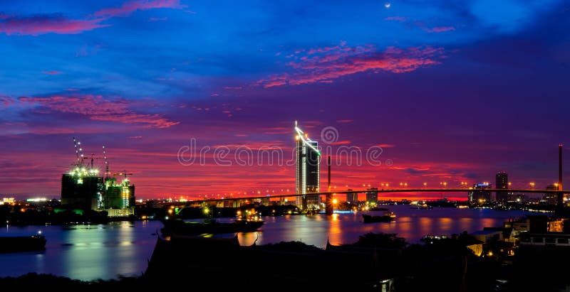 Rama 9 Bridge and Chao Pra Ya River Stock Image - Image of ocean, liner ...