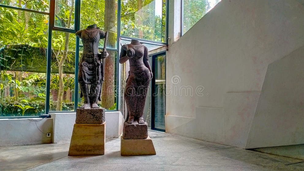 The Rama and Sinta Arca stock image. Image of monument - 266657371