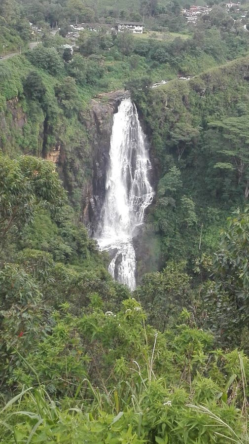 Ramboda falls, Ceylon stock image. Image of green, landscape - 19539943