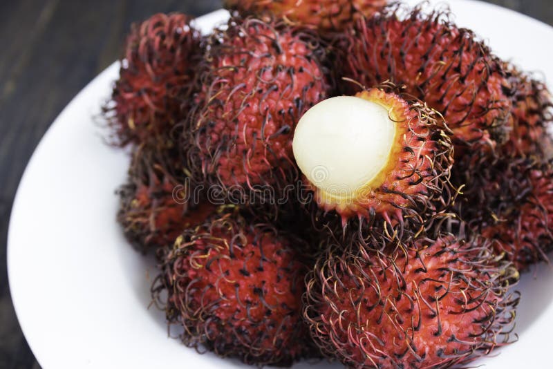 Ramboutan image stock. Image du malaisie, image, assiette - 34483649